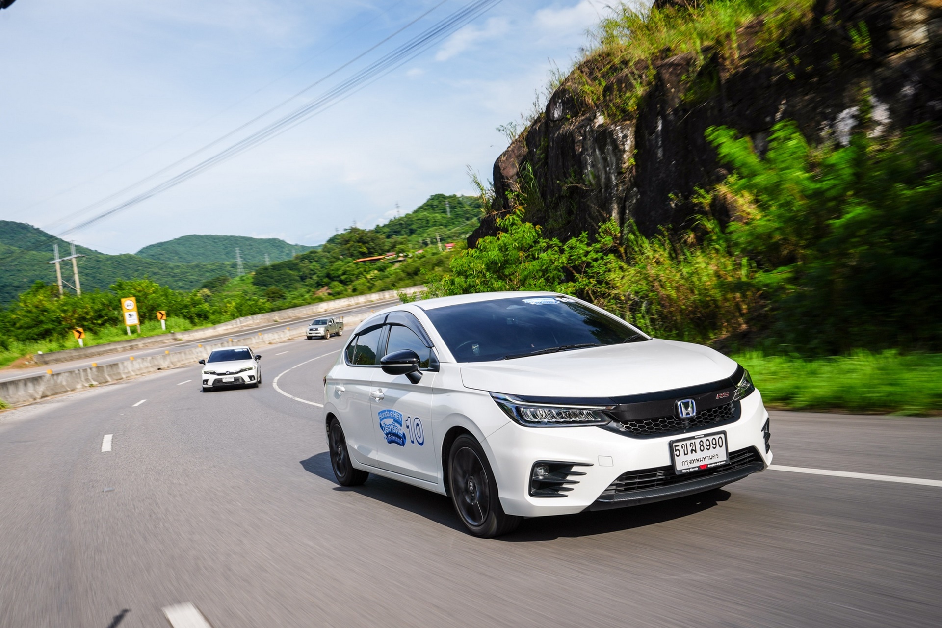 ผู้ใช้จริง Honda e:HEV 30 คัน ยืนยัน! น้ำมัน 1 ถัง ขับเกินกว่า 900 กม. ...